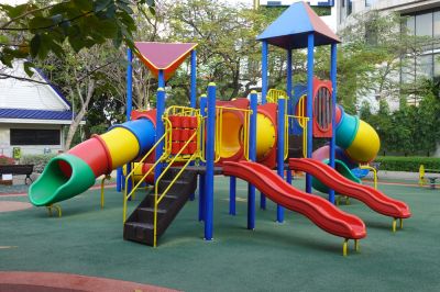 Safe Durable Playground Installation for Outdoor Fun